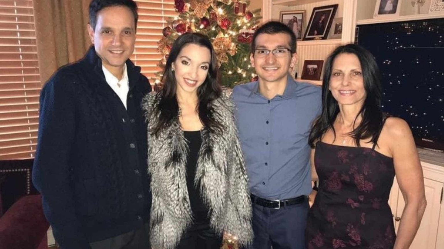 Biography of Ralph Macchio: Family, Early Life, and Net Worth - Article ...